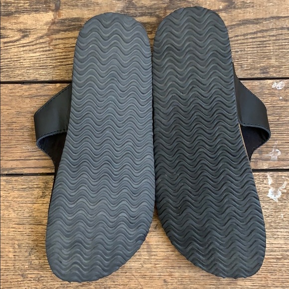 Alpine Design | Shoes | Alpine Designs Leather Memory Foam Sandals ...